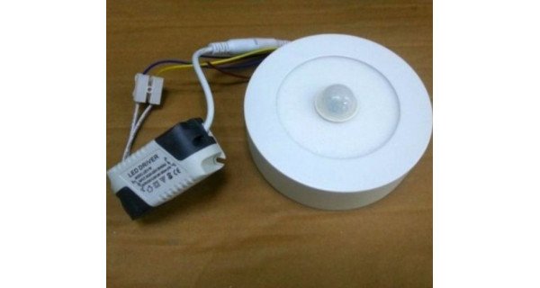 LED panel nadgradni sa senzorom pokreta 6W Prodaja Najbolje cene